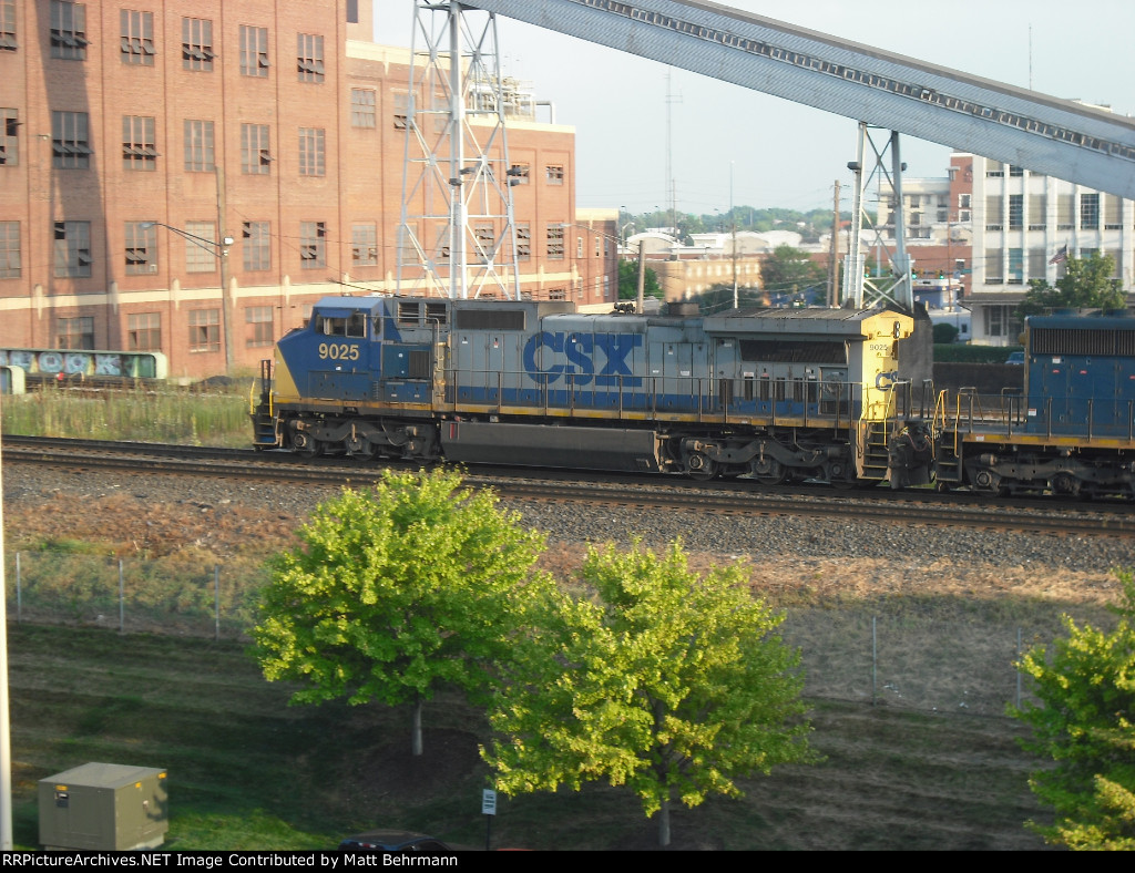 CSX 9025